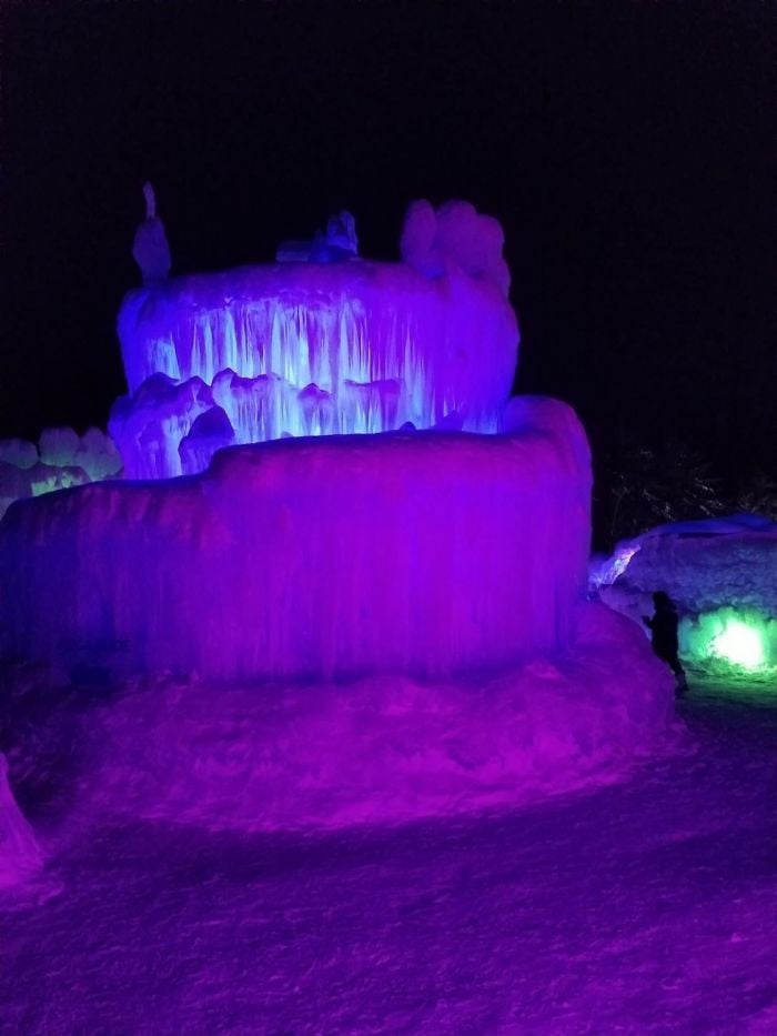 Ice Castles, New Hampshire